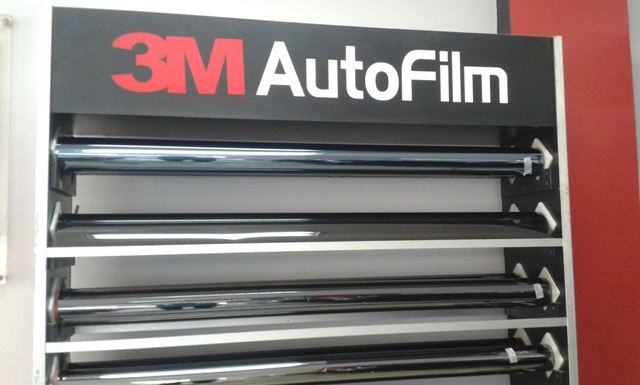 Perbandingan Kaca Film 3M dan Solar Gard ~ ZAISCO WANGSA