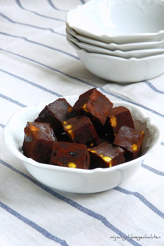 mijn dagelijkse gedachten: Chocolate Pistachio Lokum (Turkish Delight ...