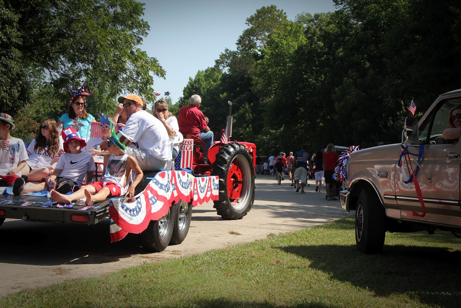 The Quinlan Boys: 4th of July Parade