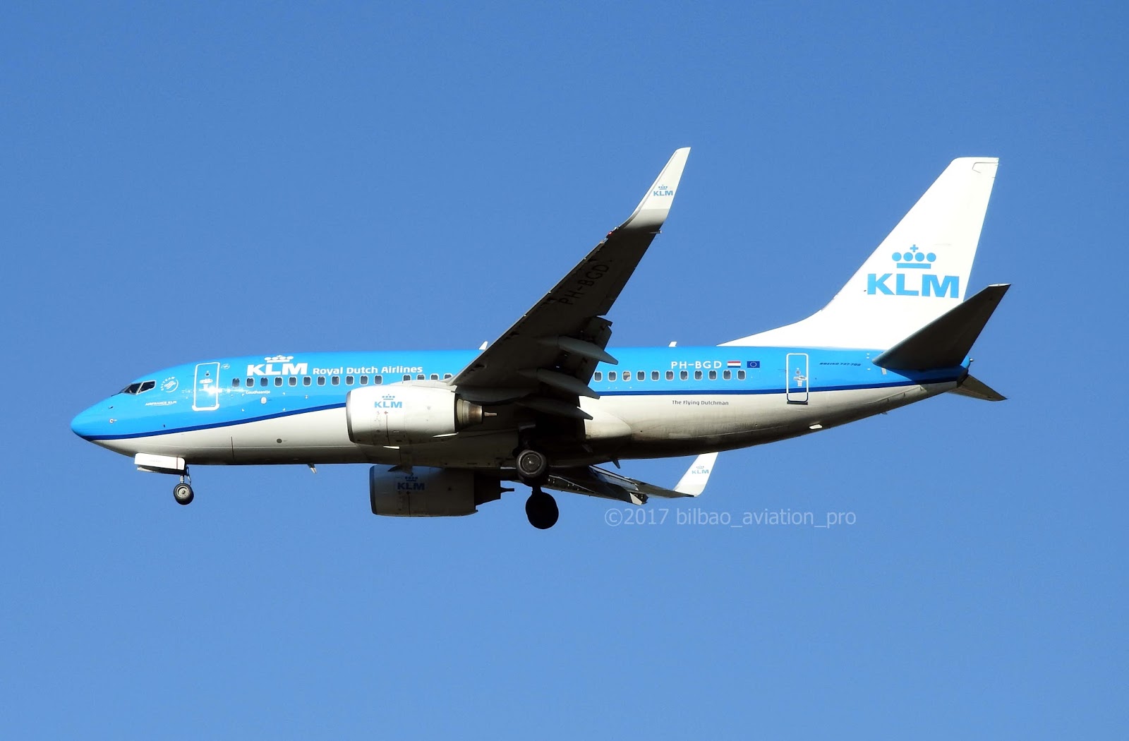 bilbao_aviation_pro: KLM Boeing B737-700 PH-BGD "Goldcrest *Nueva ...