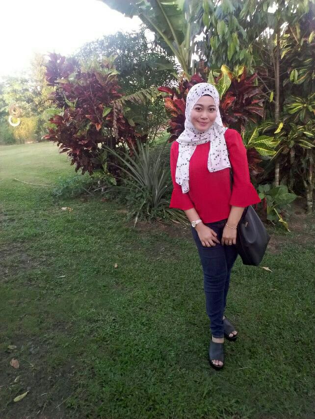 Mamah Muda Berjilbab Ditambah Bugil Dengan Gaya Binal | Skandal Foto Bokep ABG | Situs Film ...