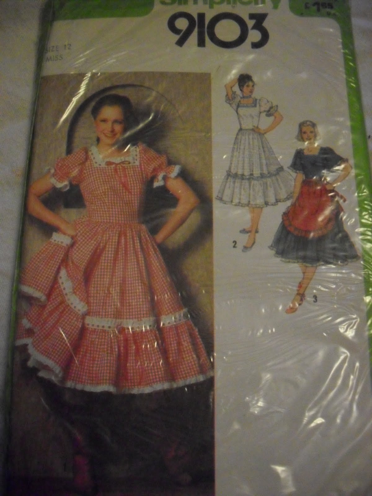 The Fabric Laboratory: April 2011