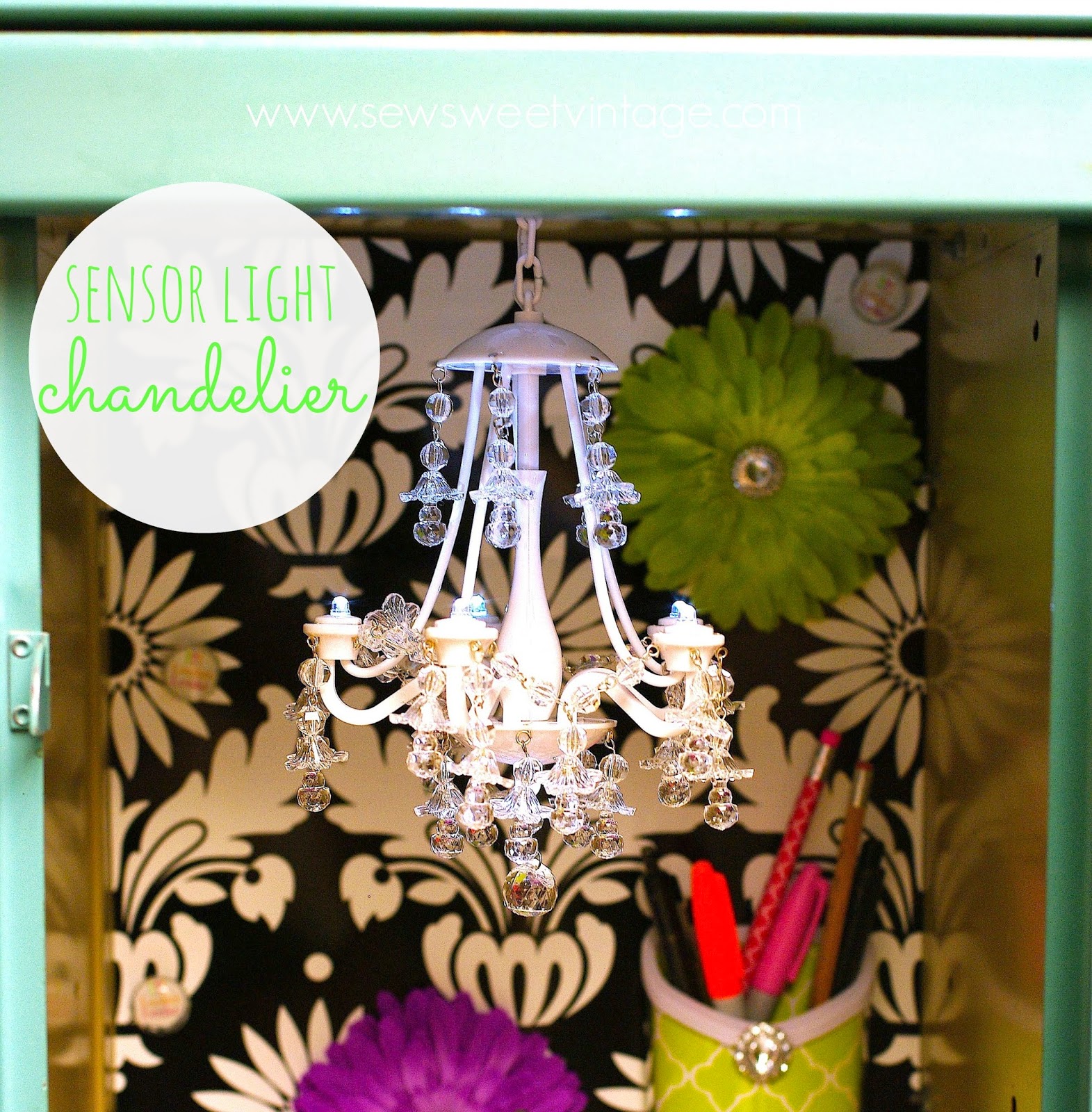 Sew Sweet Vintage: LockerLookz locker pretty-up