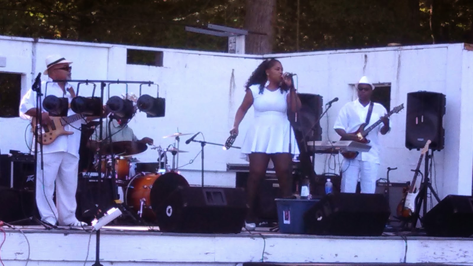 Southern Soul Paradise: Stacy Brooks Blues Band