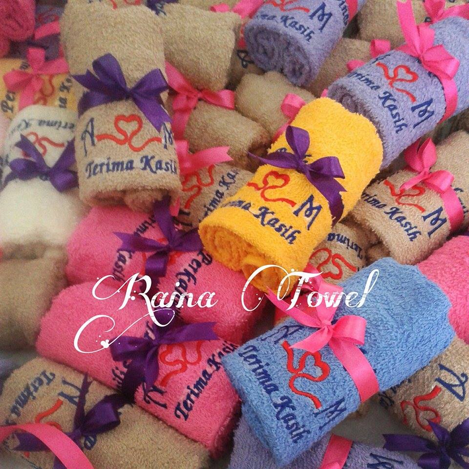 Tempahan cenderahati tuala sulam sempena Majlis Perkahwinan