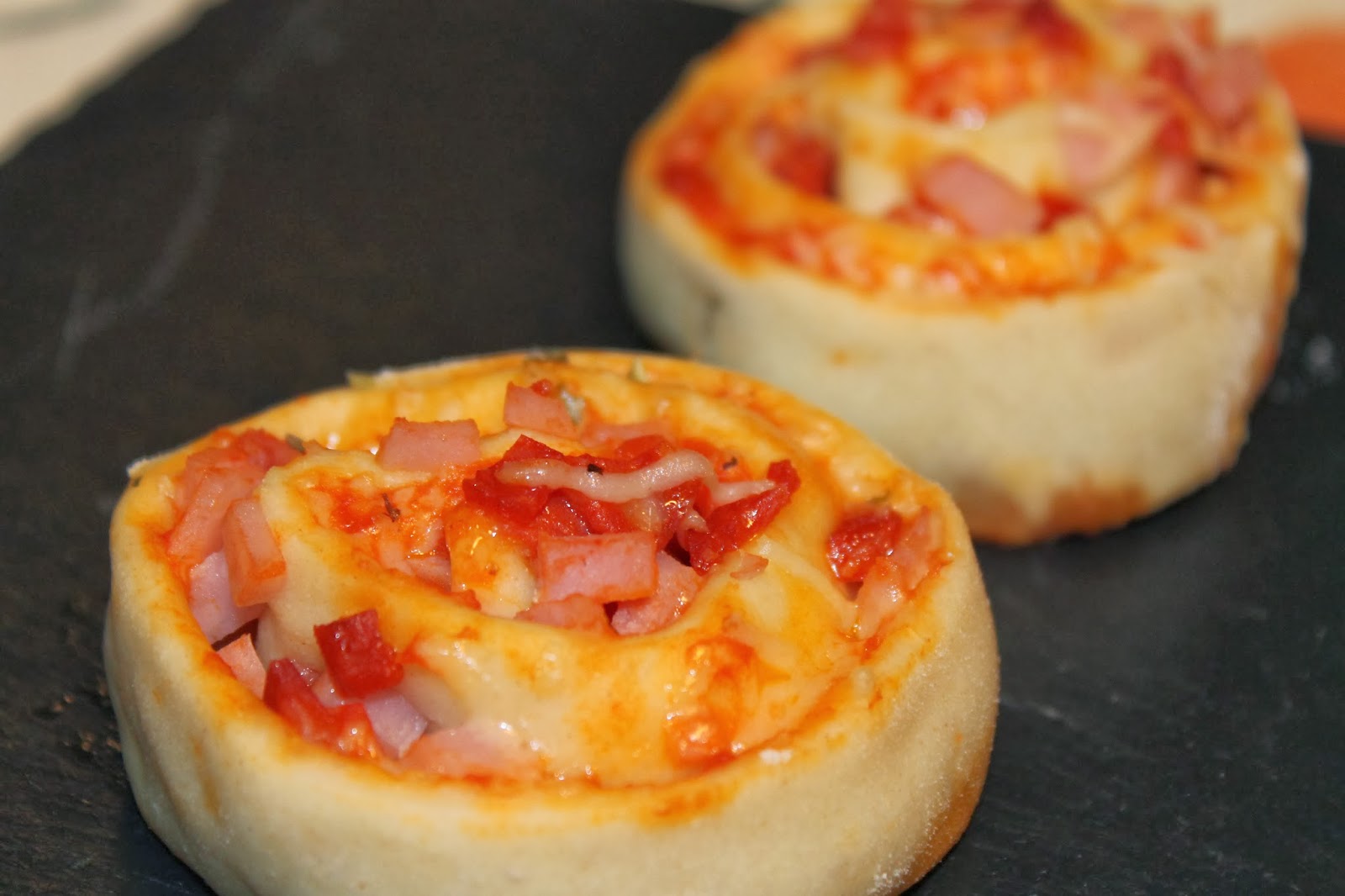 Pomporones: ROLLO DE PIZZA
