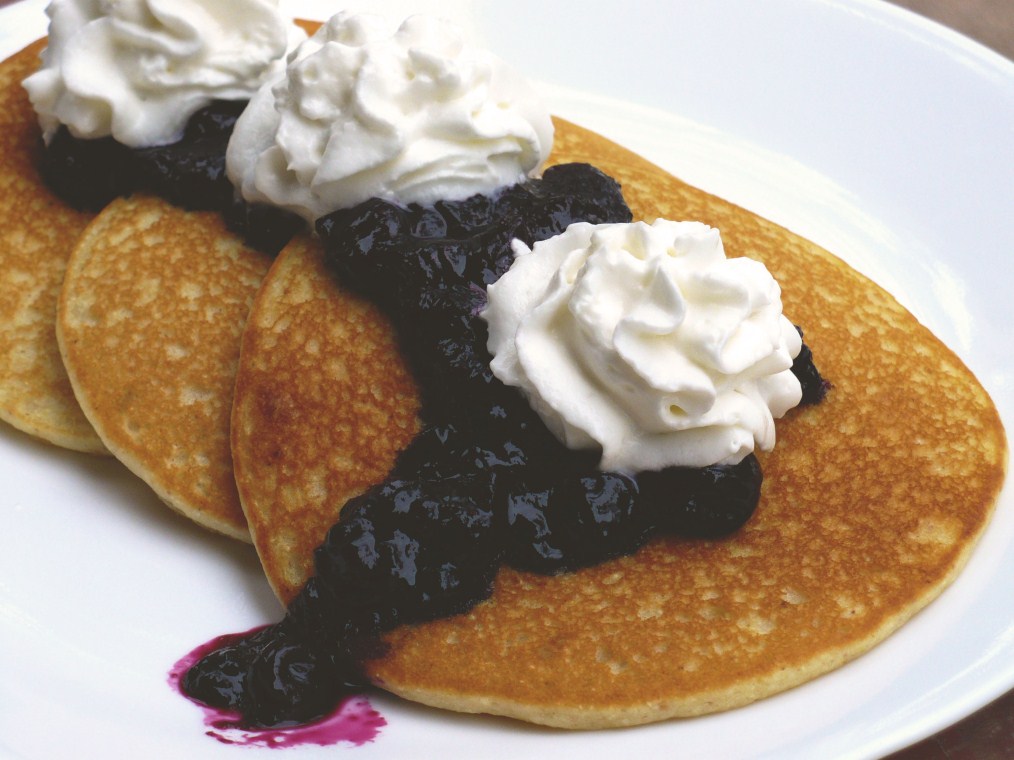 The Tall Girl Cooks: Country Griddle Cakes With Blueberry Compote