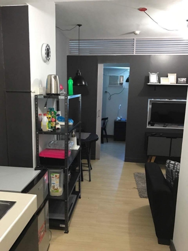 Airbnb Review: MPlace Tower B, Quezon City ~ Island Philippines