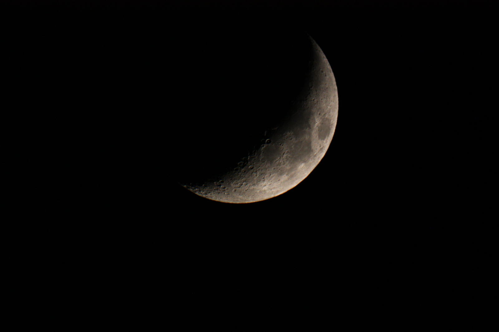 Coachella Valley Astronomy and Astrophotography: Waxing Crescent Moon ...