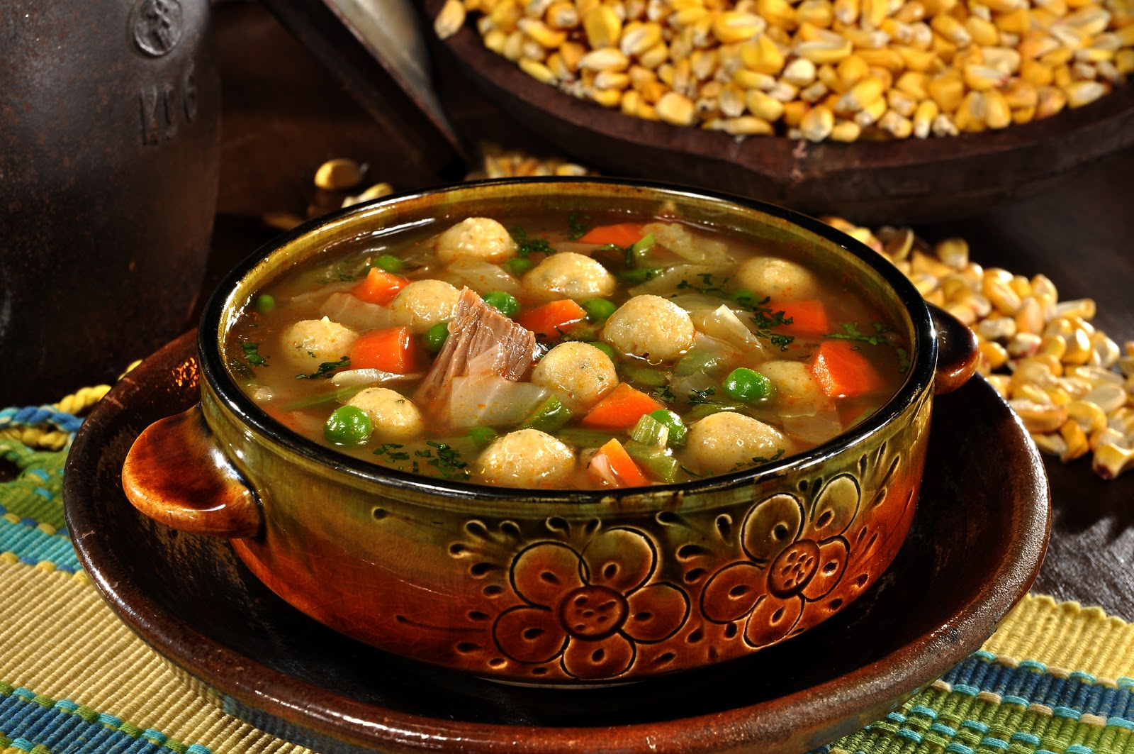 Sopa de bolitas : RECETAS MAGICAS DE COCINA