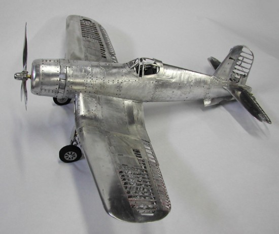 InsaneTwist: Functional Miniature Aircraft Models