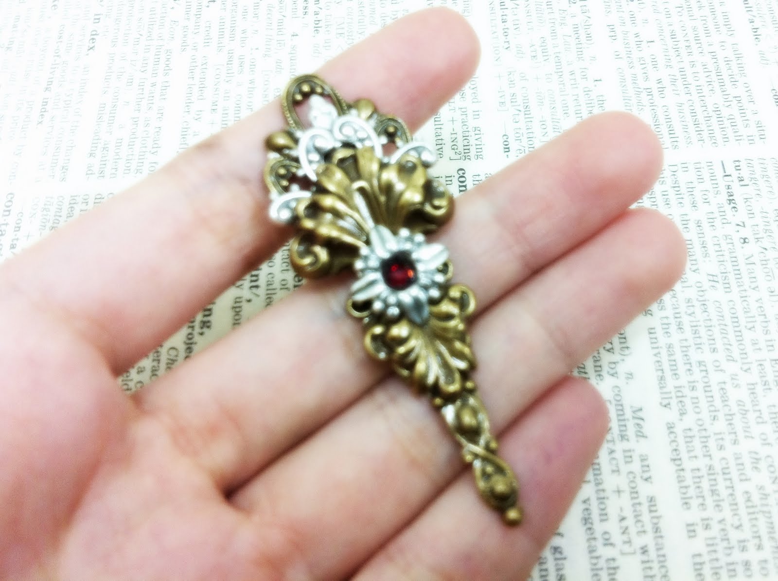 Handmade wire wrapped, filigree, fantasy and steampunk jewelry.