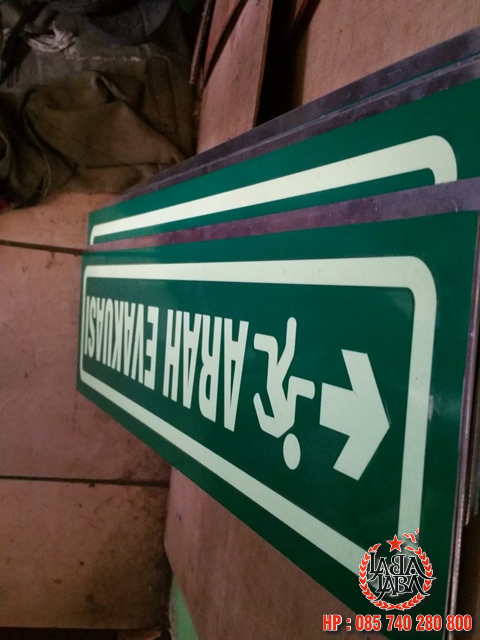 Jasa Pembuatan Rambu-rambu jalan di Jakarta