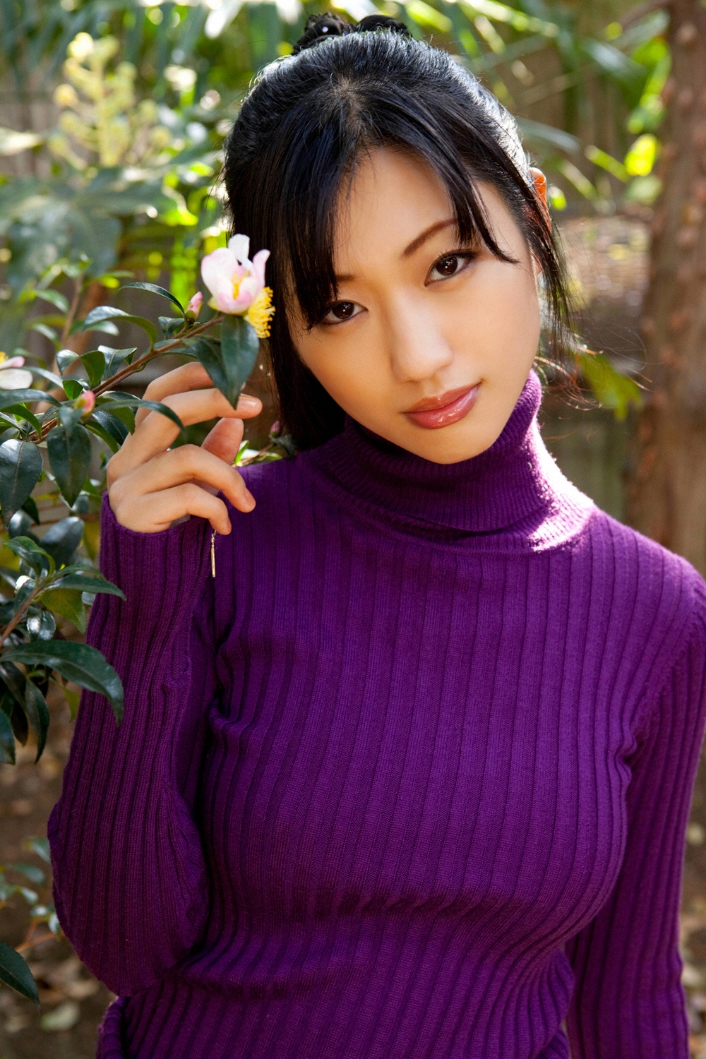 Memek Imut Mitsu Dan Japanese Gravure Idol Sexy Purple Winter Shirt Hot Sex Picture
