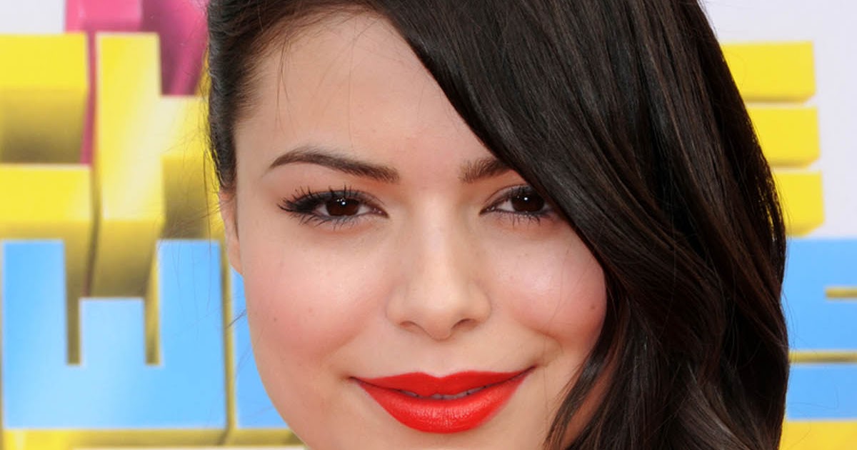 Miranda Cosgrove Cute Smile Photos ~ actresszoneblogest1
