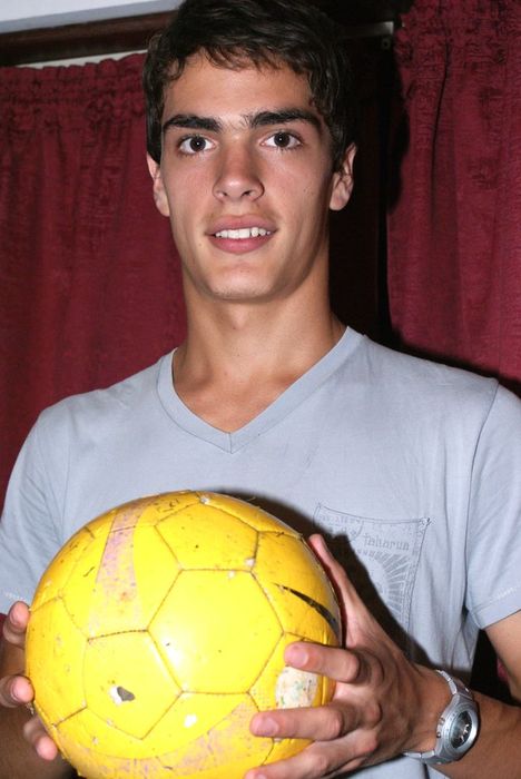 Reflejos 103.7: Angelo Grassi viajó para incorporarse a Banfield