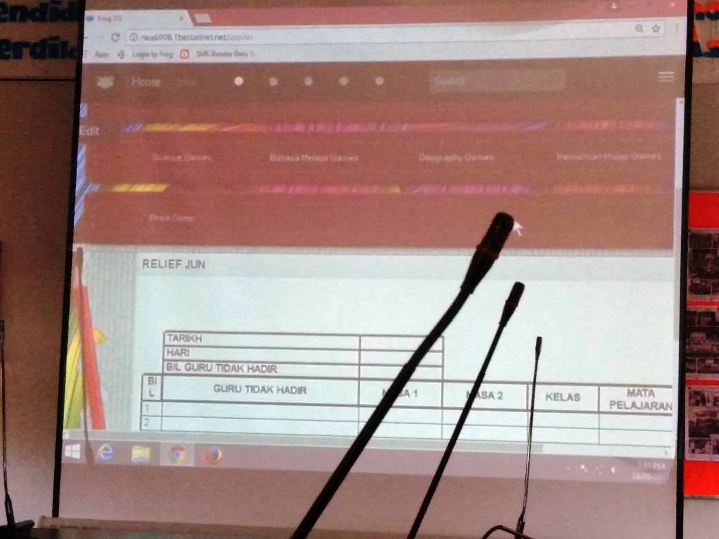 Klik Disini untuk lihat lagi gambar/Pengguna Telefon Pintar