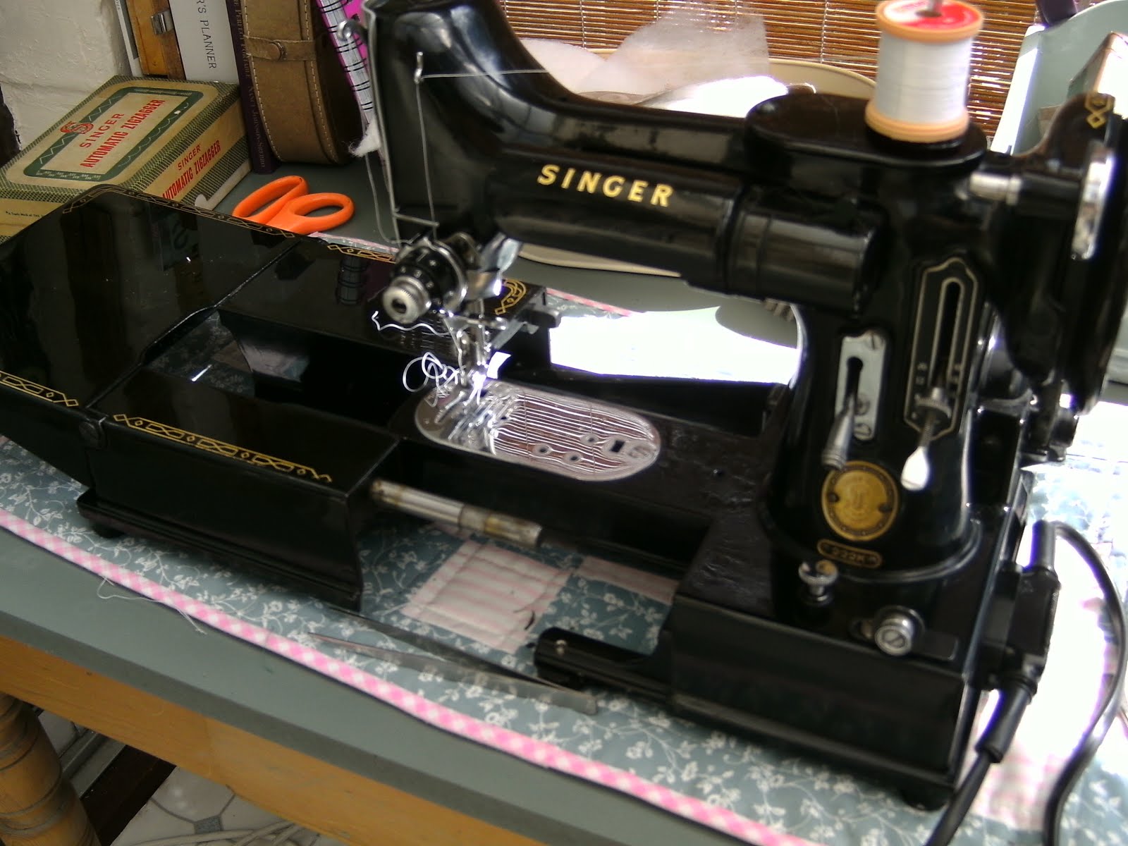 Granny's Button Box: White Singer Featherweight