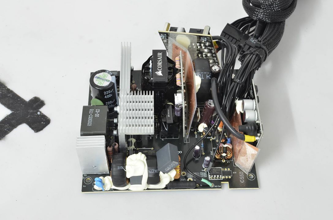 REVIEW - Corsair CX550m