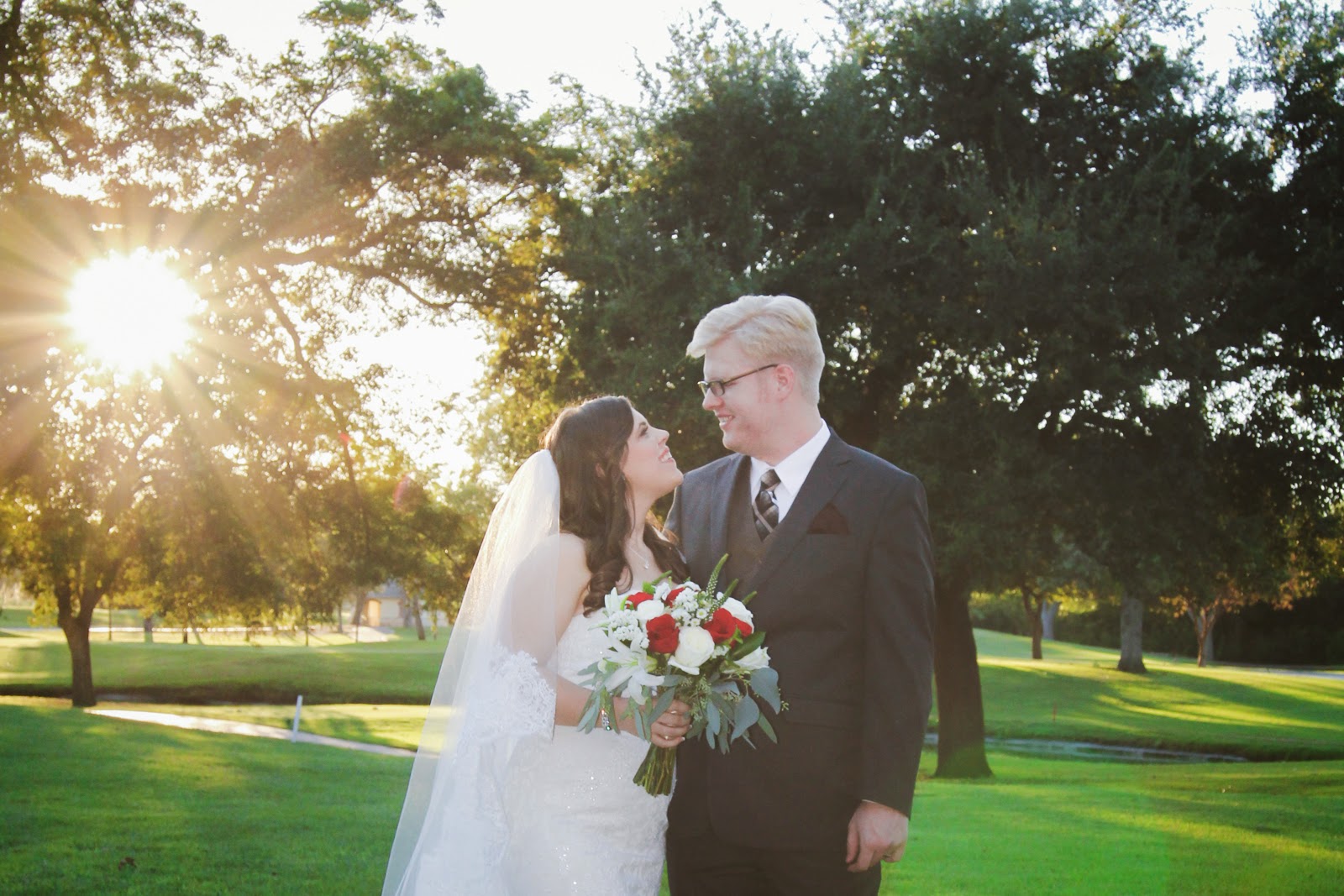 Victoria K Photography: WEDDING AT SAN ANTONIO GOLF CLUB AT BORGLUM STUDIO