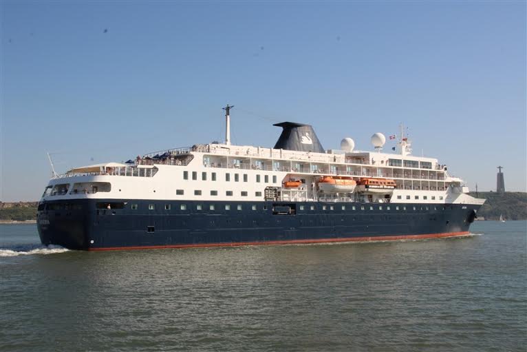Sergio@Cruises: Mv Minerva no Tejo a ver grandes veleiros