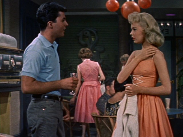 Phyllis Loves Classic Movies: Gidget (1959)