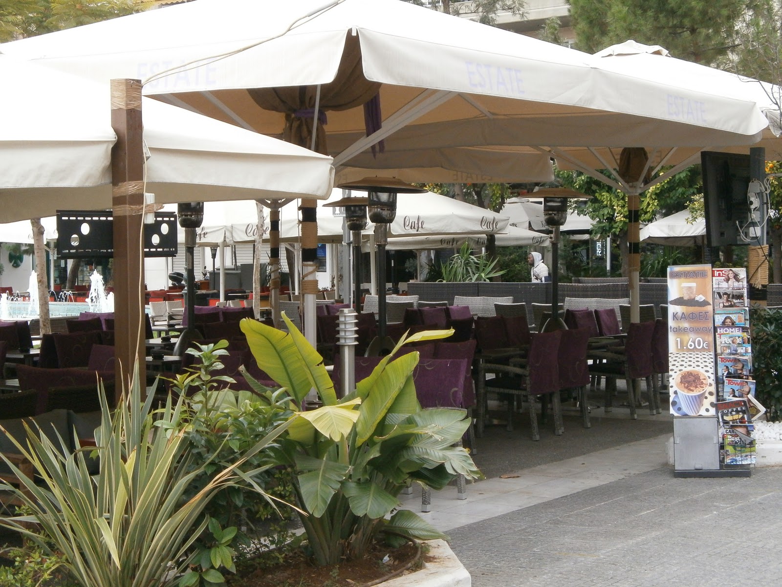 THE FUNKY ATHENS: Estate cafe feels good