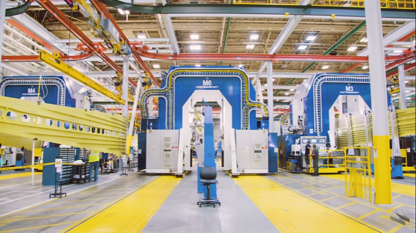 Robotunities: Meet the Giant Robot That Builds Boeing’s Airplane Wings ...
