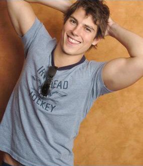 Caroline's Justin::::....: Quem é Sean Faris?
