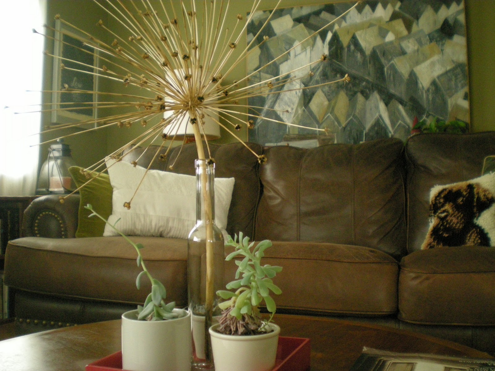 Just a girl with a hammer: The freakshow bulb keeps giving