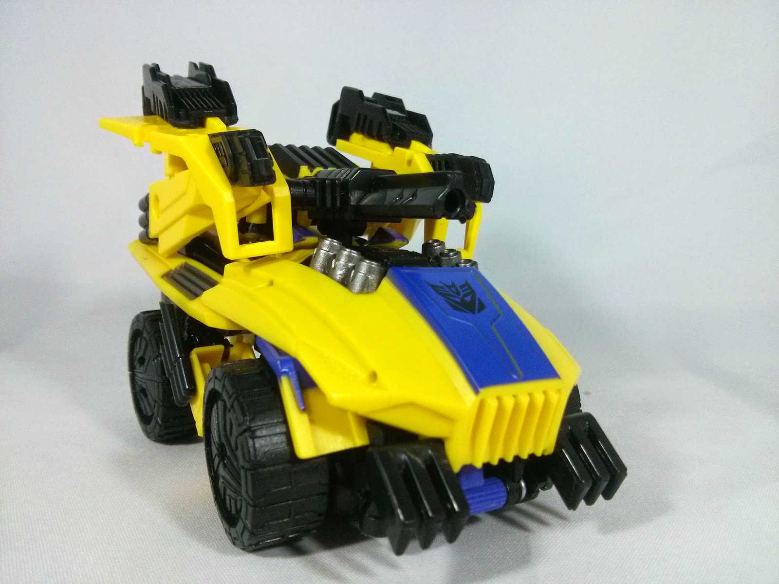 Microblaze Creations Military Titans - Unofficial Voyager Scale FOC ...