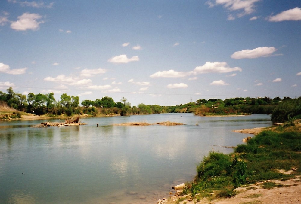 LE PAYS NATAL DE JLJ : LA LORRAINE: le Rio Grande à Eagle Pass, Texas