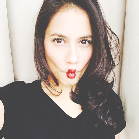 Kopi Susu: Perempuan Hobi Selfie Dengan Bibir Manyun Berpotensi Punya ...