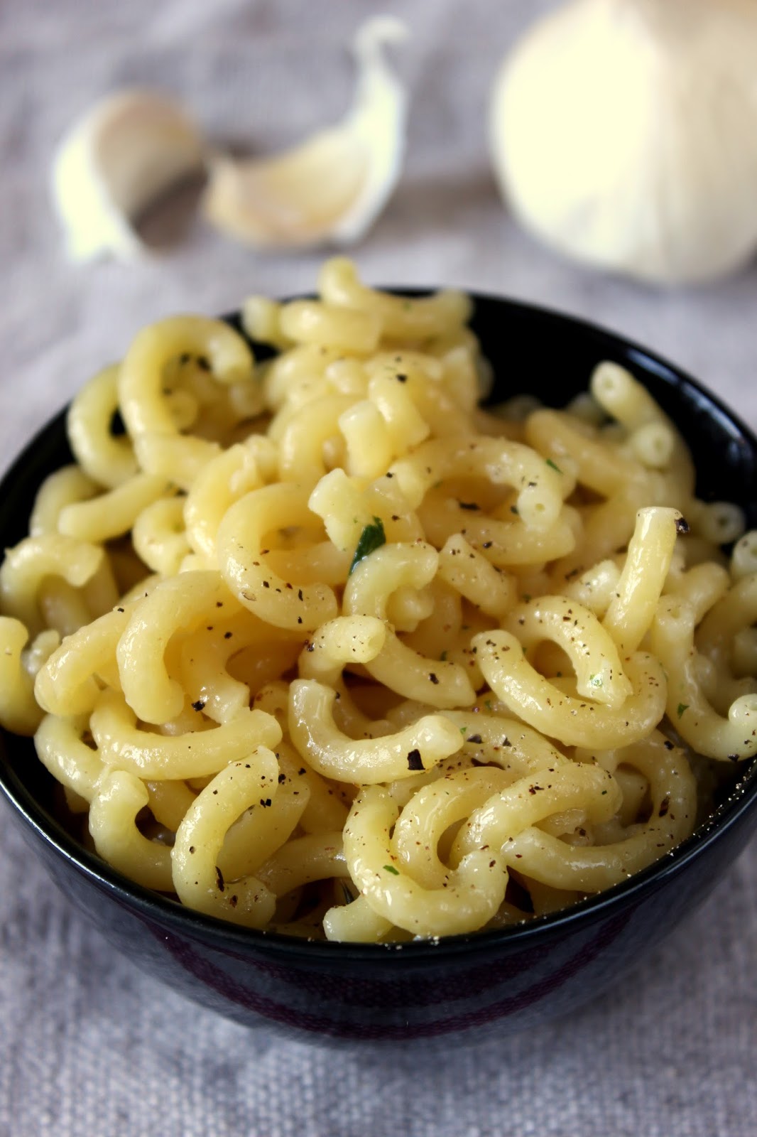 pasta al burro di aglio e cognac "for adults only"