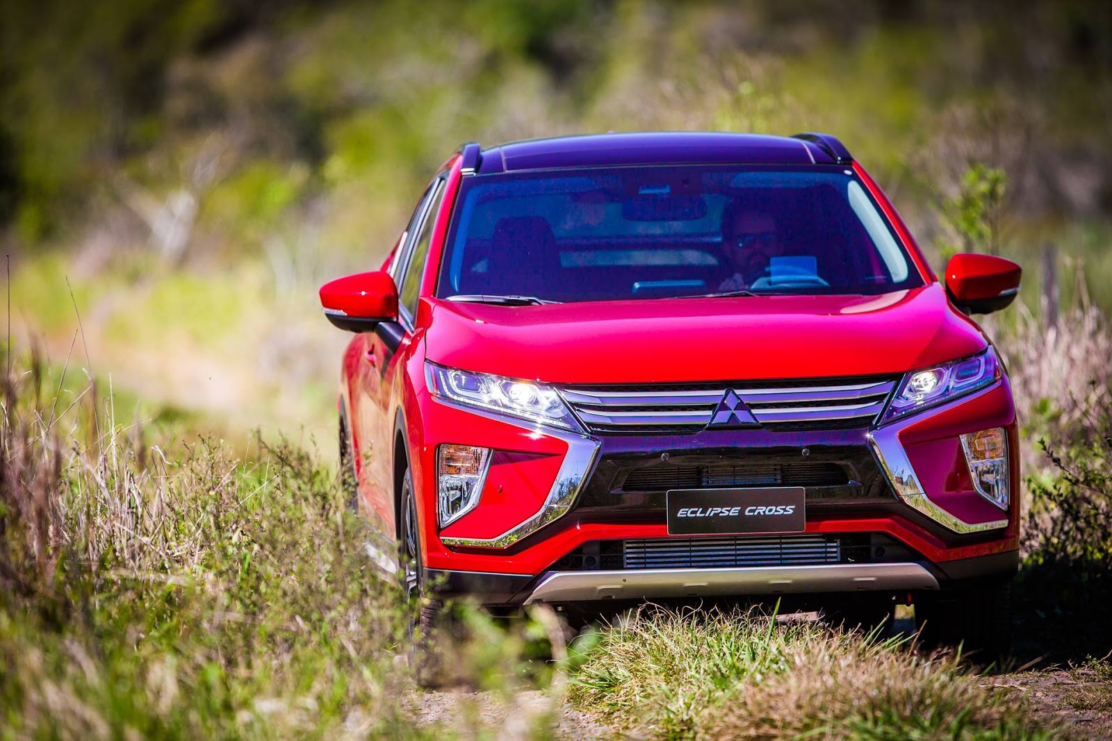 Mitsubishi Eclipse Cross: fotos, preços, consumo e detalhes
