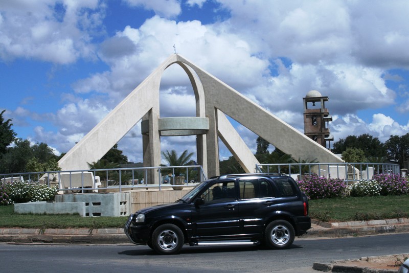 BUSTANI MWANANA YA NYERERE SQUARE MJINI DODOMA