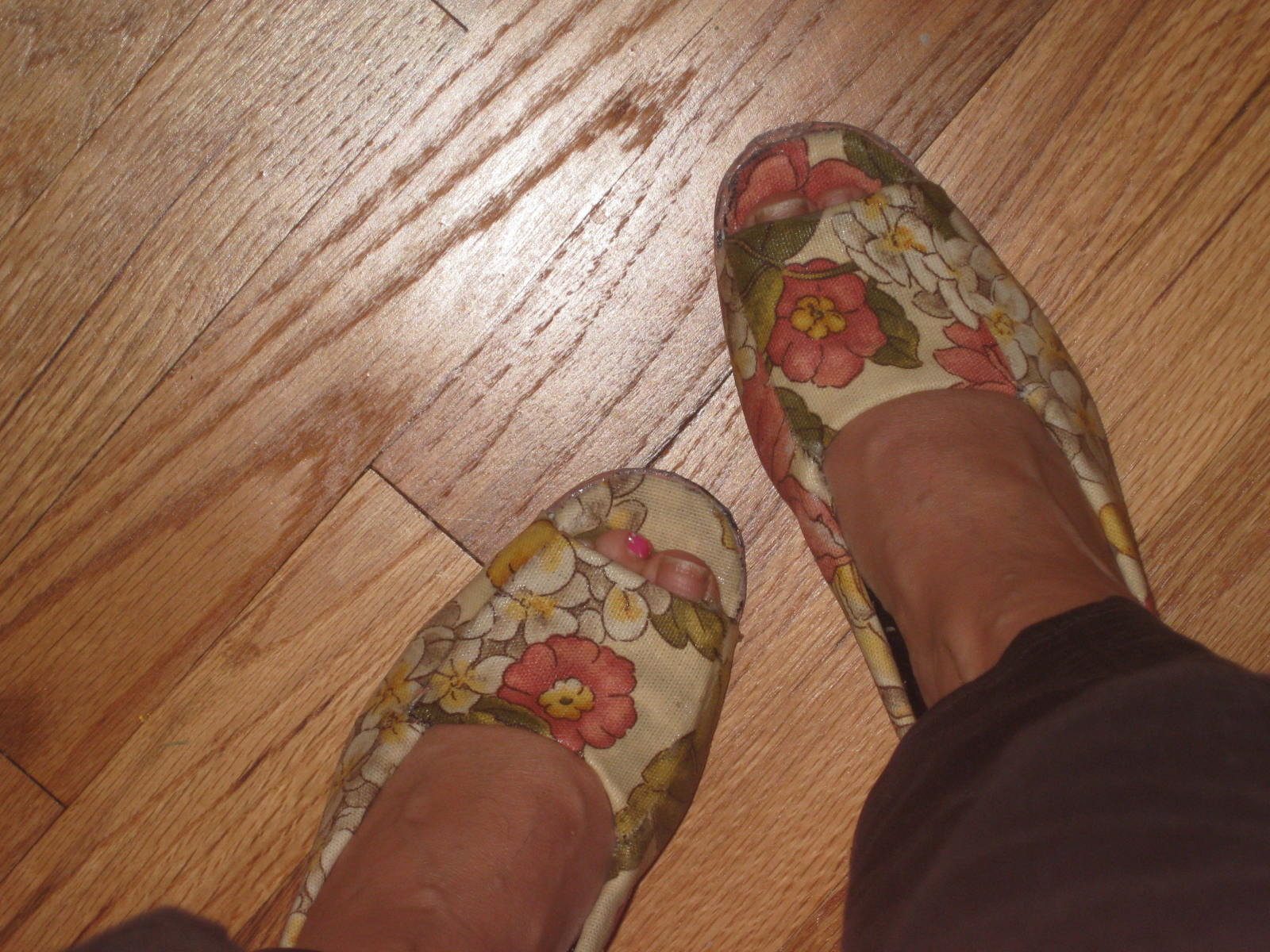 Nothing New: Closed-Toe to Open-Toe Shoe Refashion