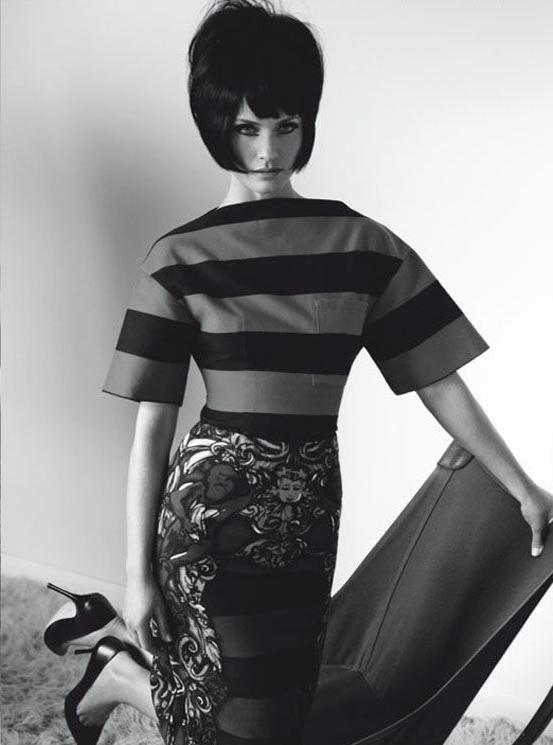 Amber Valletta - Vogue Italia, March 2011 - Face Beauty Girl