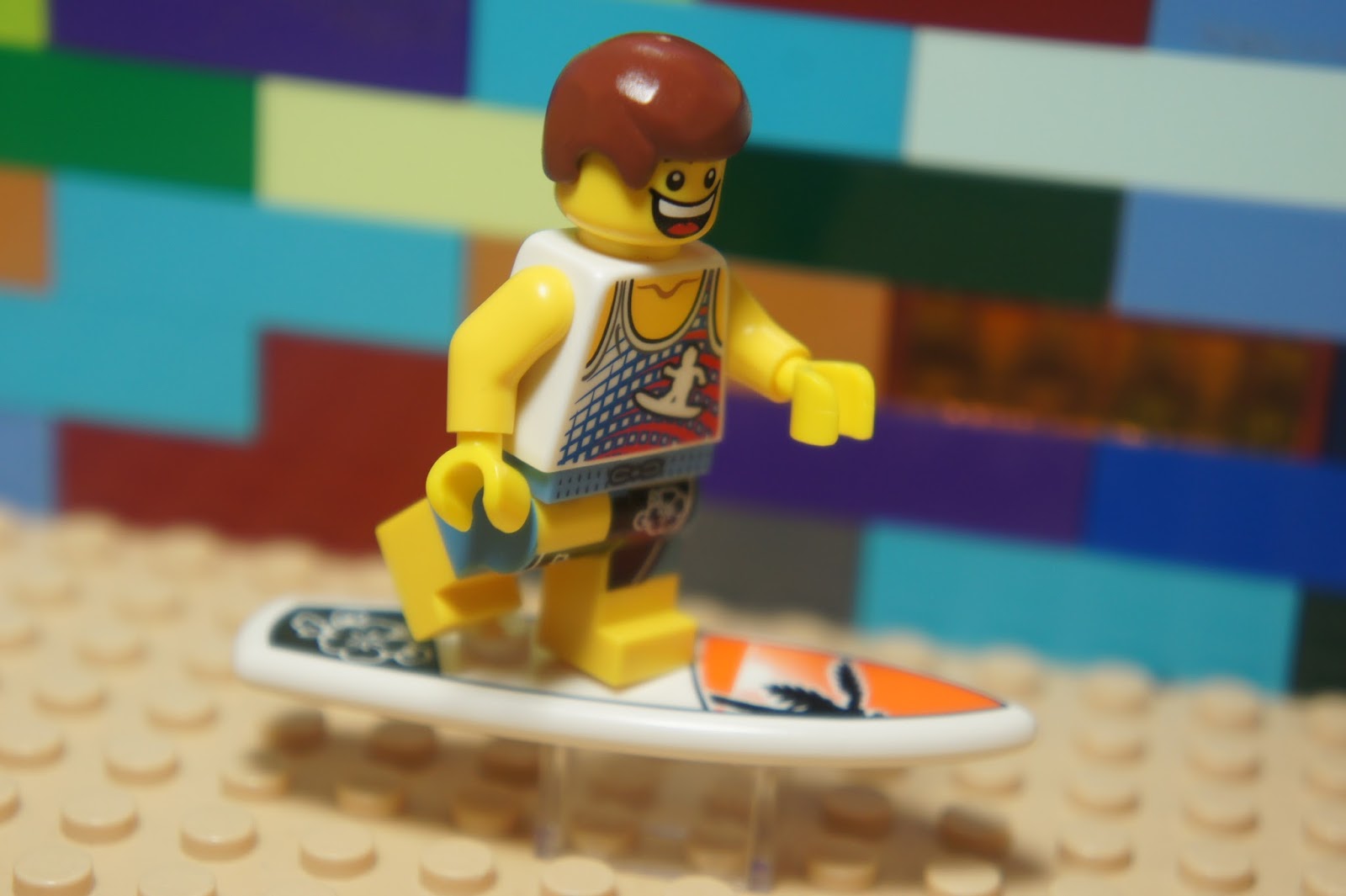 LEGO Surfer Guy Happy Smiley MINIFIGURE + Surf Board Accessories ...