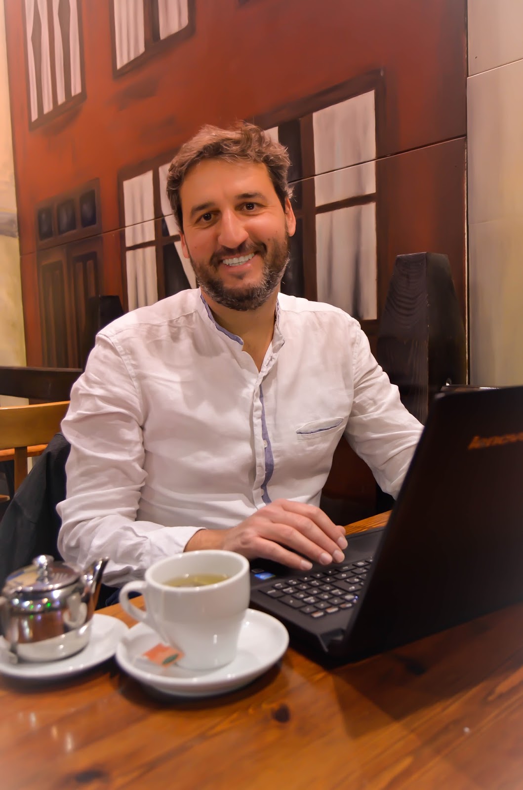 Ciudad de tinta: Biografía Luis Ángel Fernández de Betoño