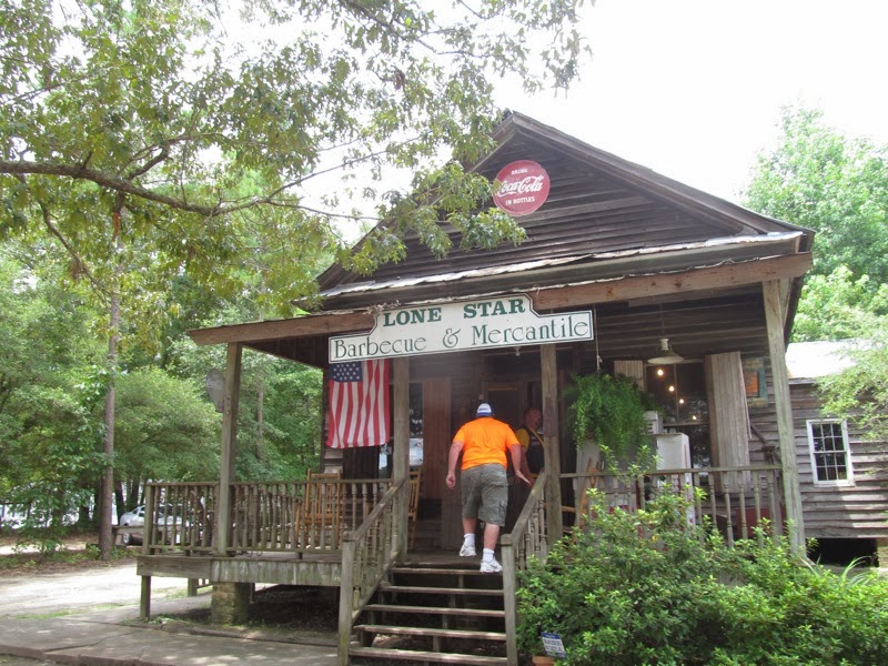 Watch Me Eat: Lone Star Barbecue & Mercantile in Santee, SC