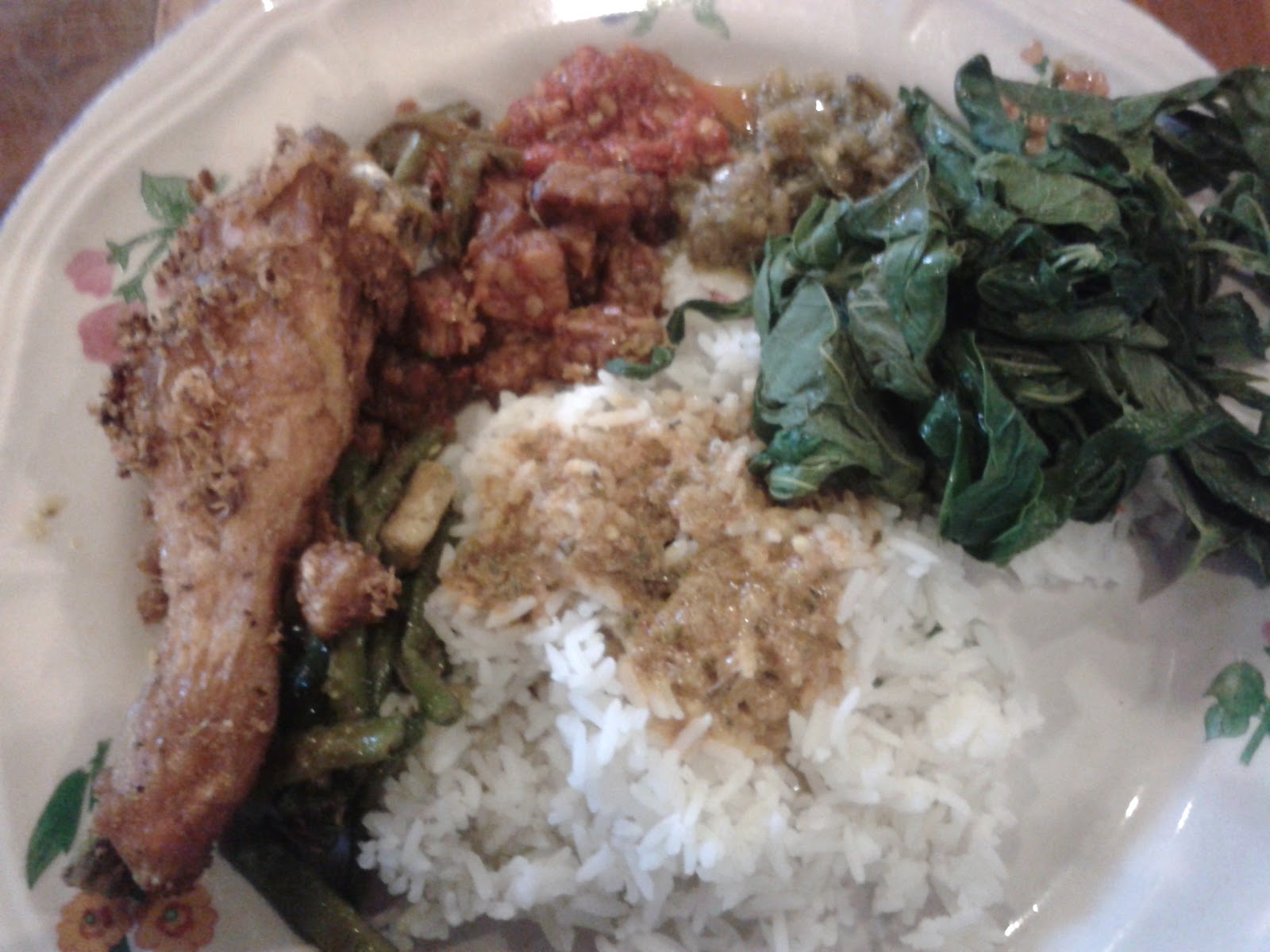 ...kita makan, makan, makan dan makan lagi!!: Banafe Village JB