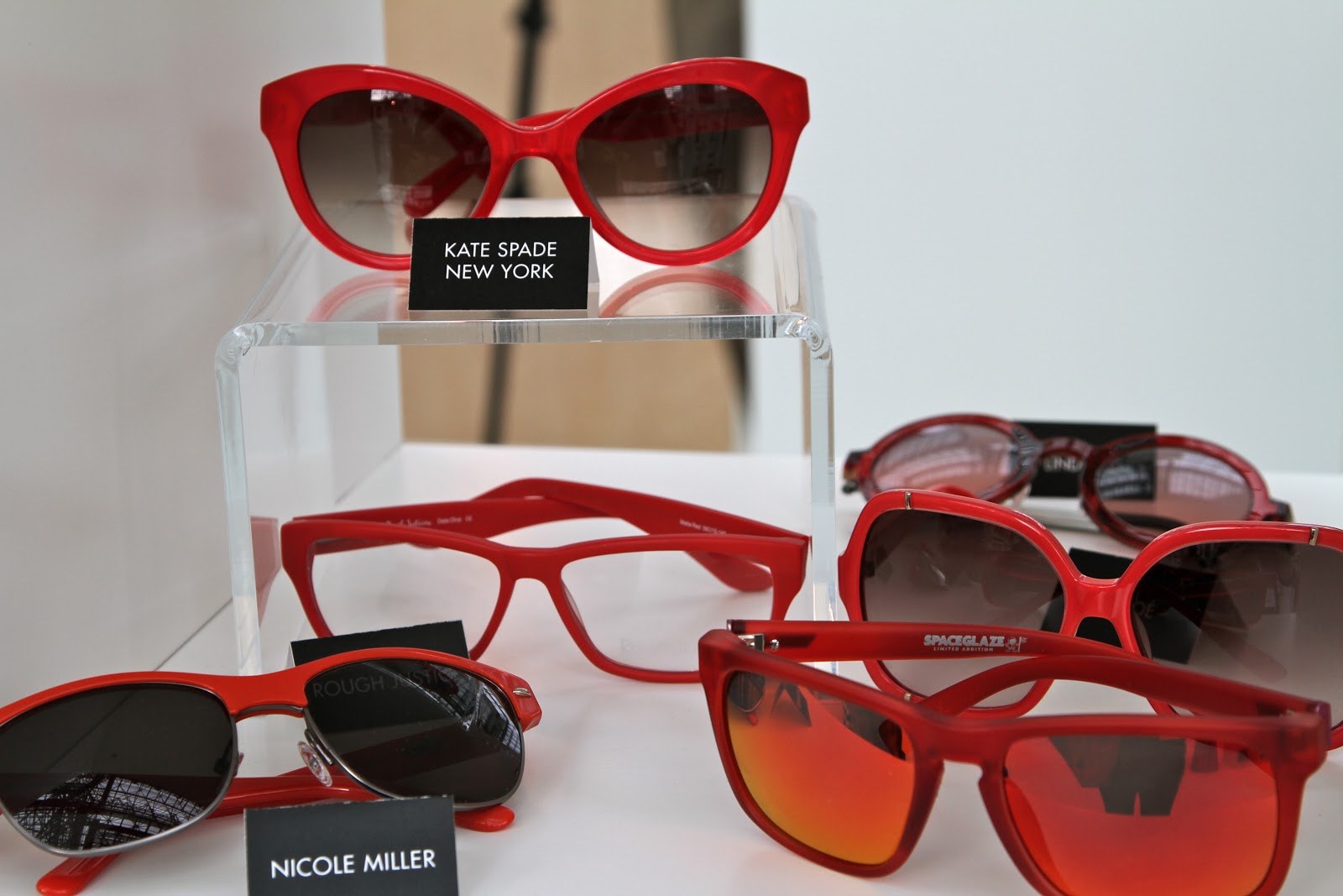 the sparkly life: The Coolest Spring Sunglasses