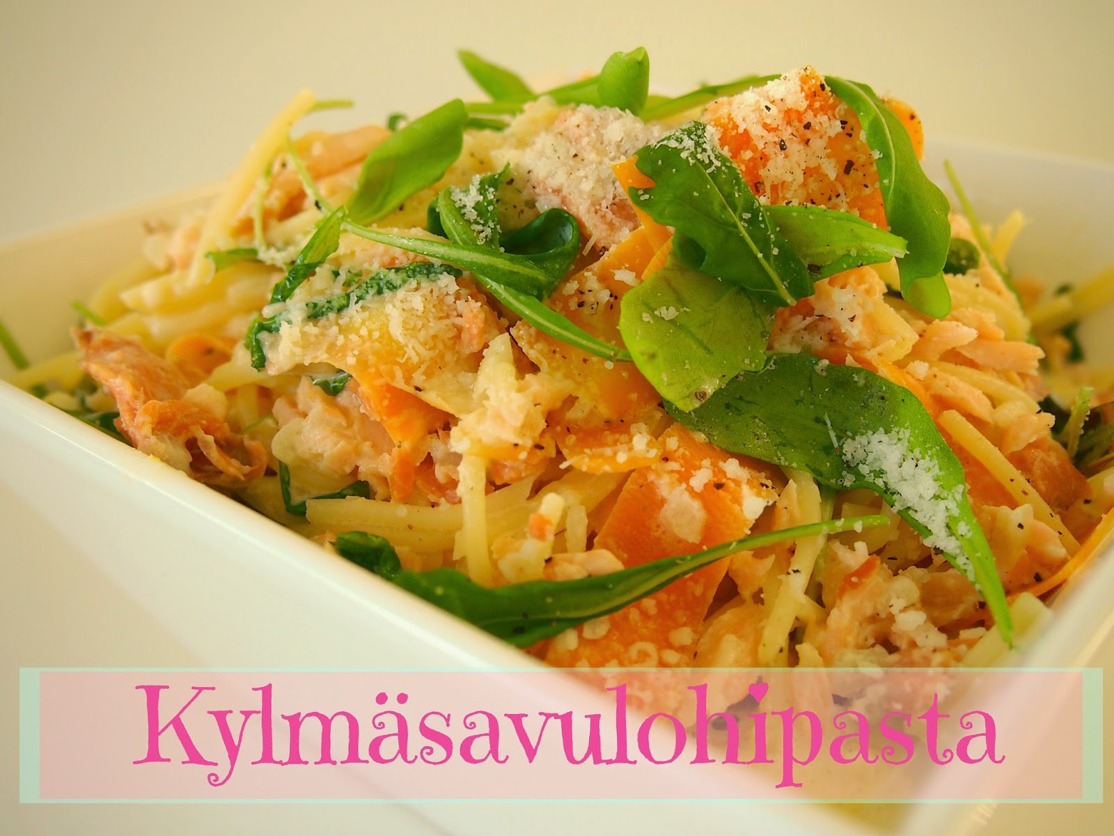 Kylmäsavulohipasta | FOODILICIOUS BY ANNE