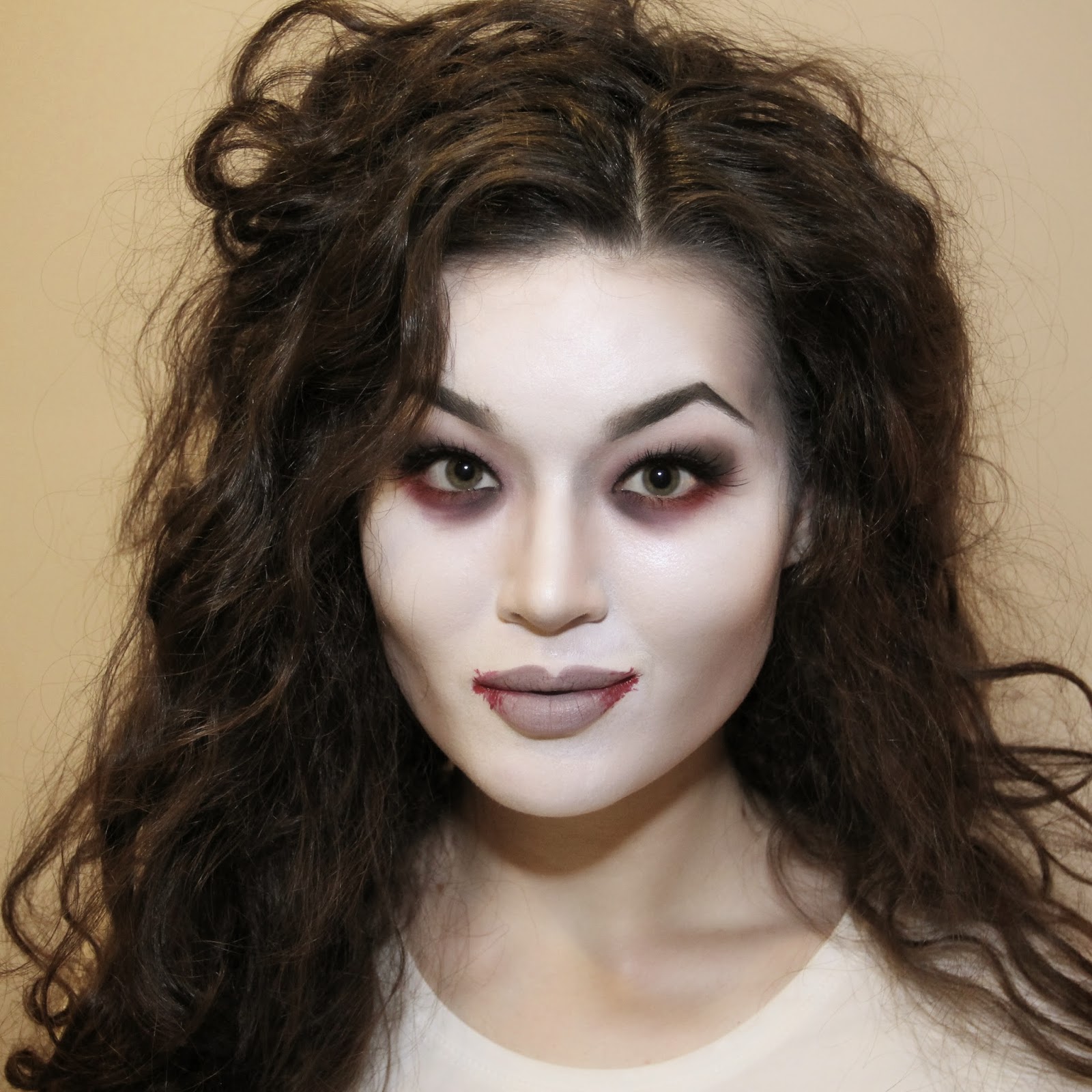 Pretty Trivialities: Makeup Addiction: My Beautiful Sickness