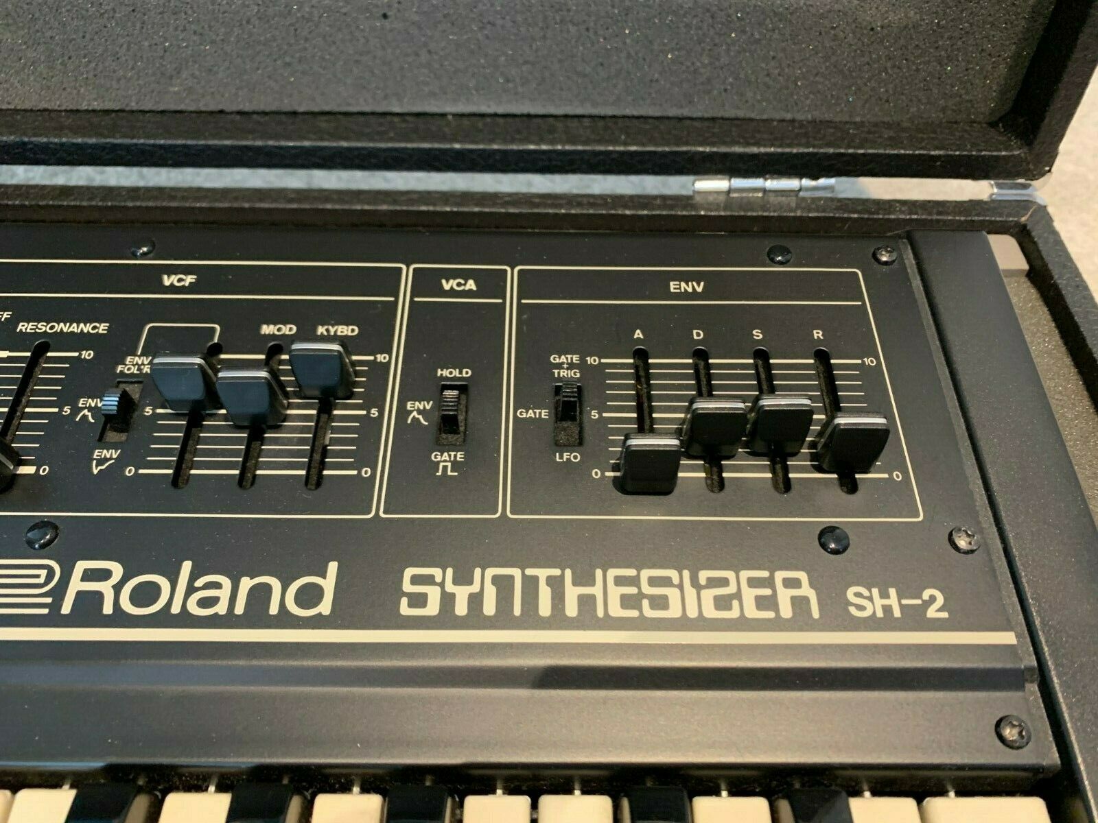 MATRIXSYNTH: Vintage Roland SH-2 w/ Case
