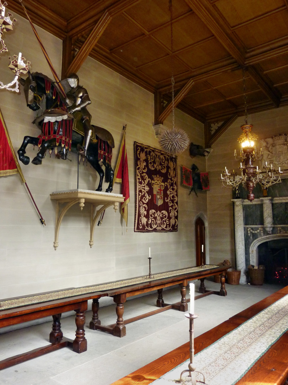 Normandy Life: Hampton Court Castle - revisited.