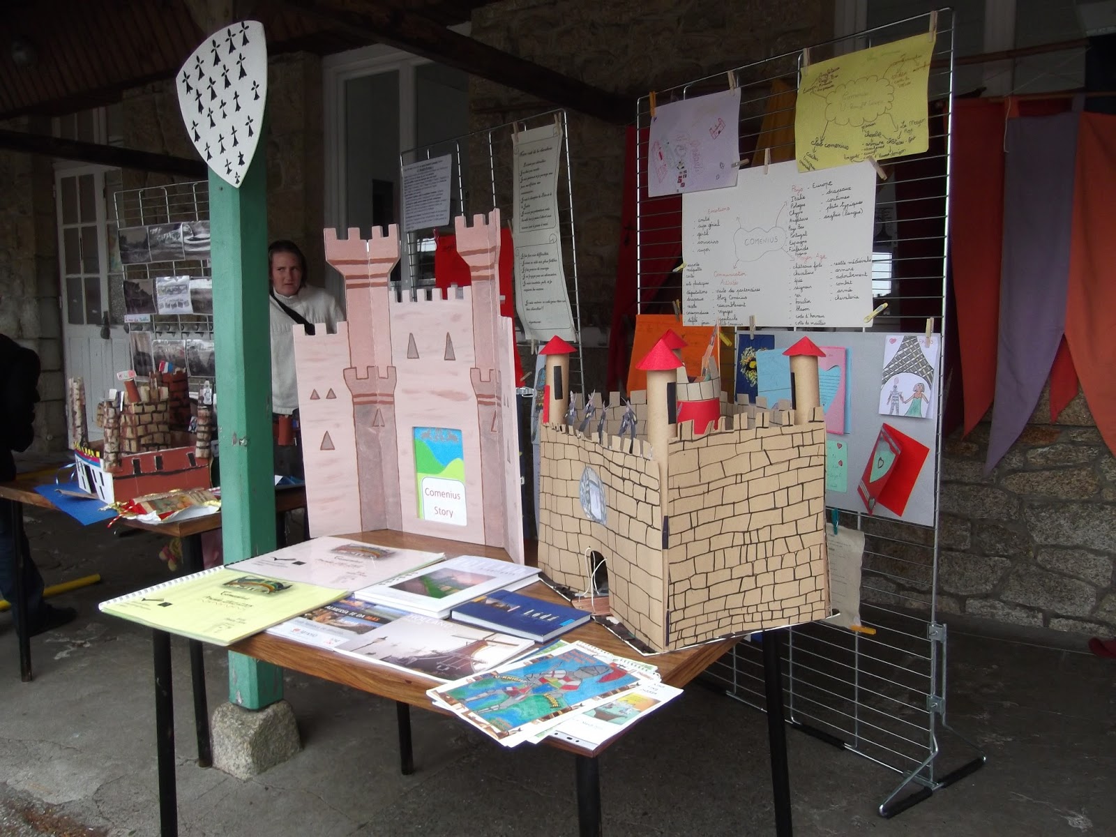 U-KNIGHT-EUROPE: Medieval fair at school