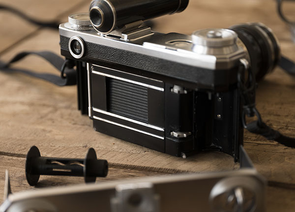 About Photography: Legends of photography -- The Contax II 35mm camera