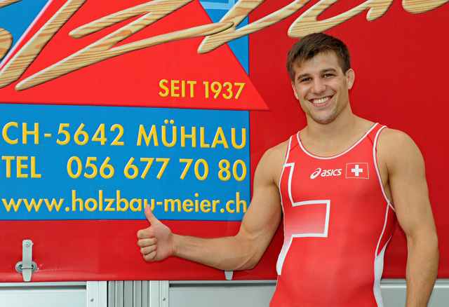 Things that caught my eye: SPORTS HOTTIES: Swiss wrestler Pascal Strebel